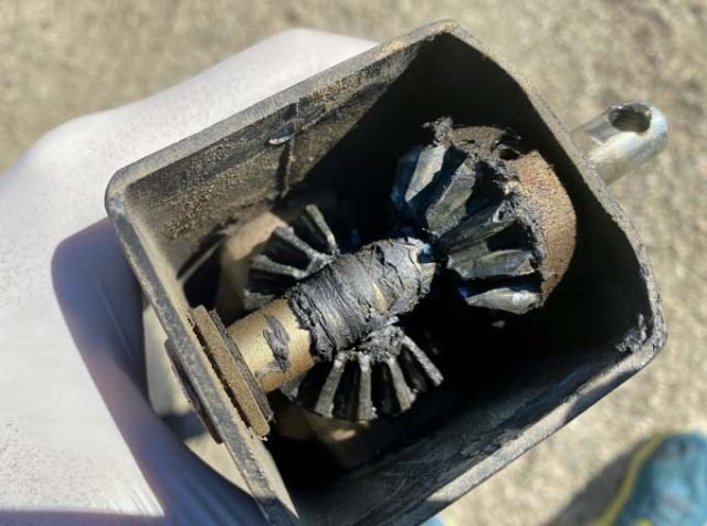 How to Repair Landing Gears: Fix Fifth Wheel Legs Part 2